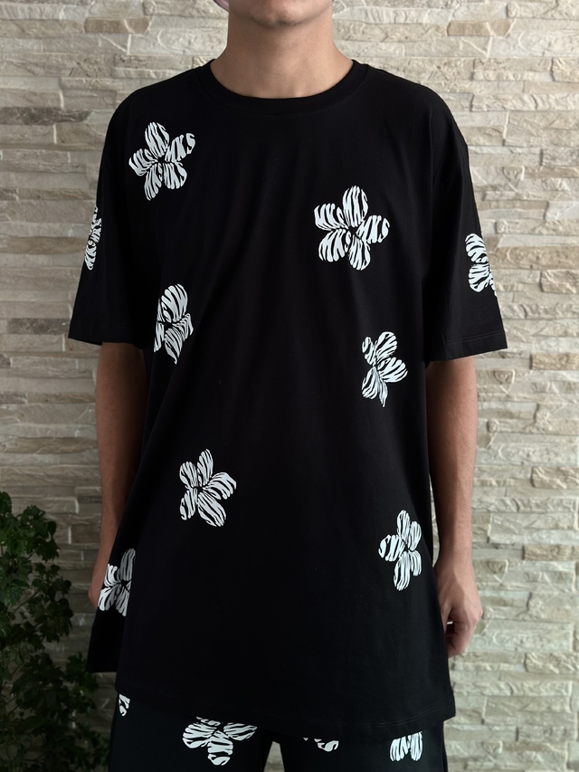CAMISETA COMUM MKS MAIS FLORES - Comprar em MKS CAMISETA COMUM MKS MAIS FLORES - Comprar em MKS