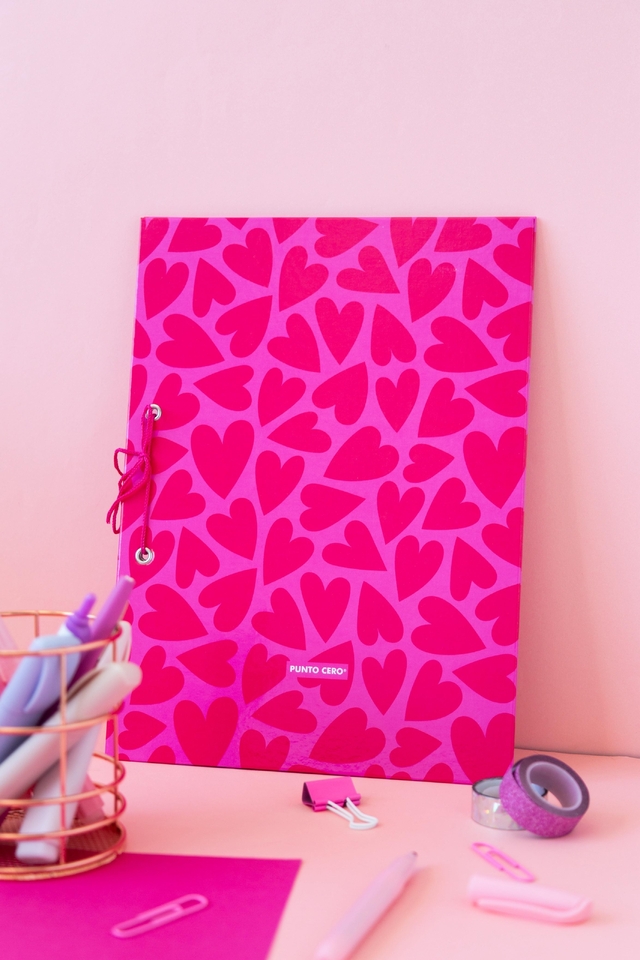 Carpeta 2 tapas A4 - Corazones - Comprar en Punto Cero