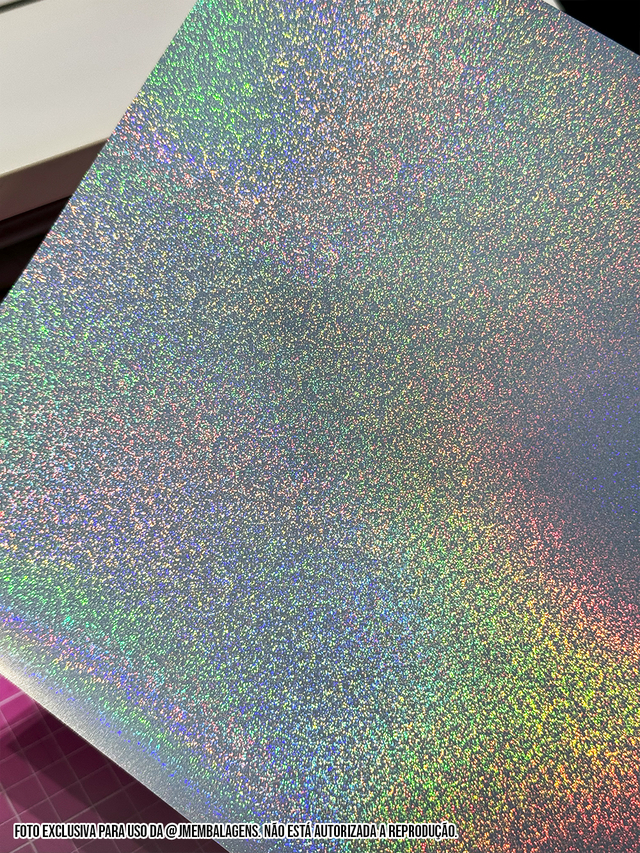 Vinil Holográfico PRATA FURTA-COR CONFETE Para Jato de Tinta ... Vinil Holográfico PRATA FURTA-COR CONFETE Para Jato de Tinta ...