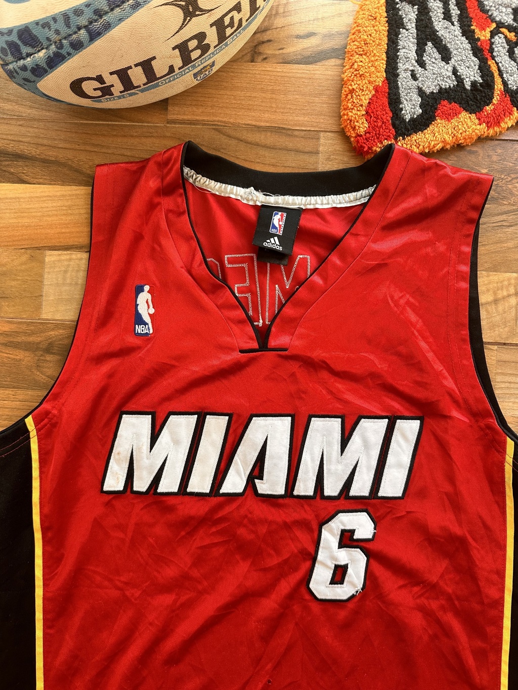 VINTAGE MIAMI HEAT x ADIDAS - Comprar en asoka retro